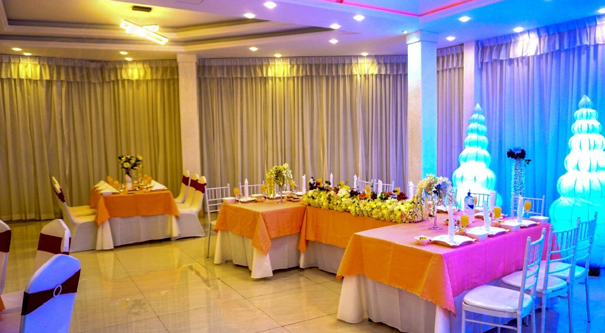 Home || Sausha Grand Banquets & Events